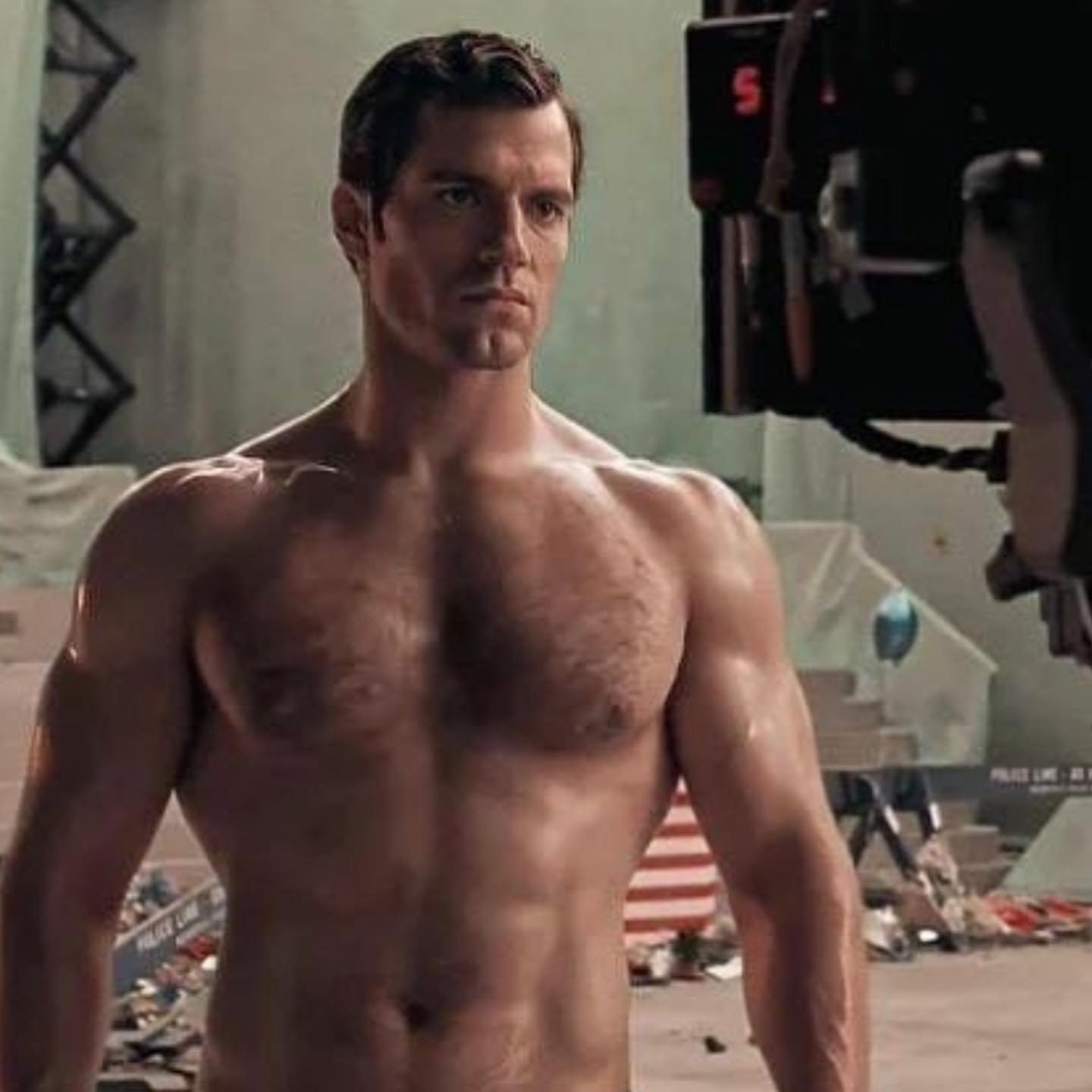 Latest Henry Cavill Hairstyles in 2023