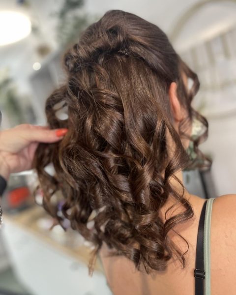 175+ Prom Hairstyles for Women