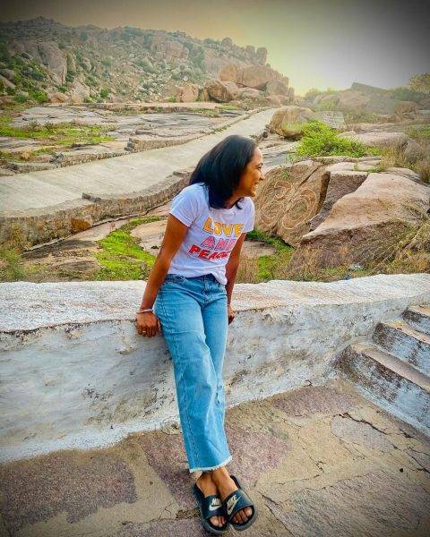 50+ Anjali Sarvani Hairstyles