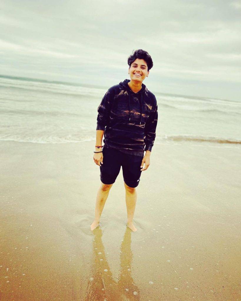 50+ Meghna Singh Hairstyles