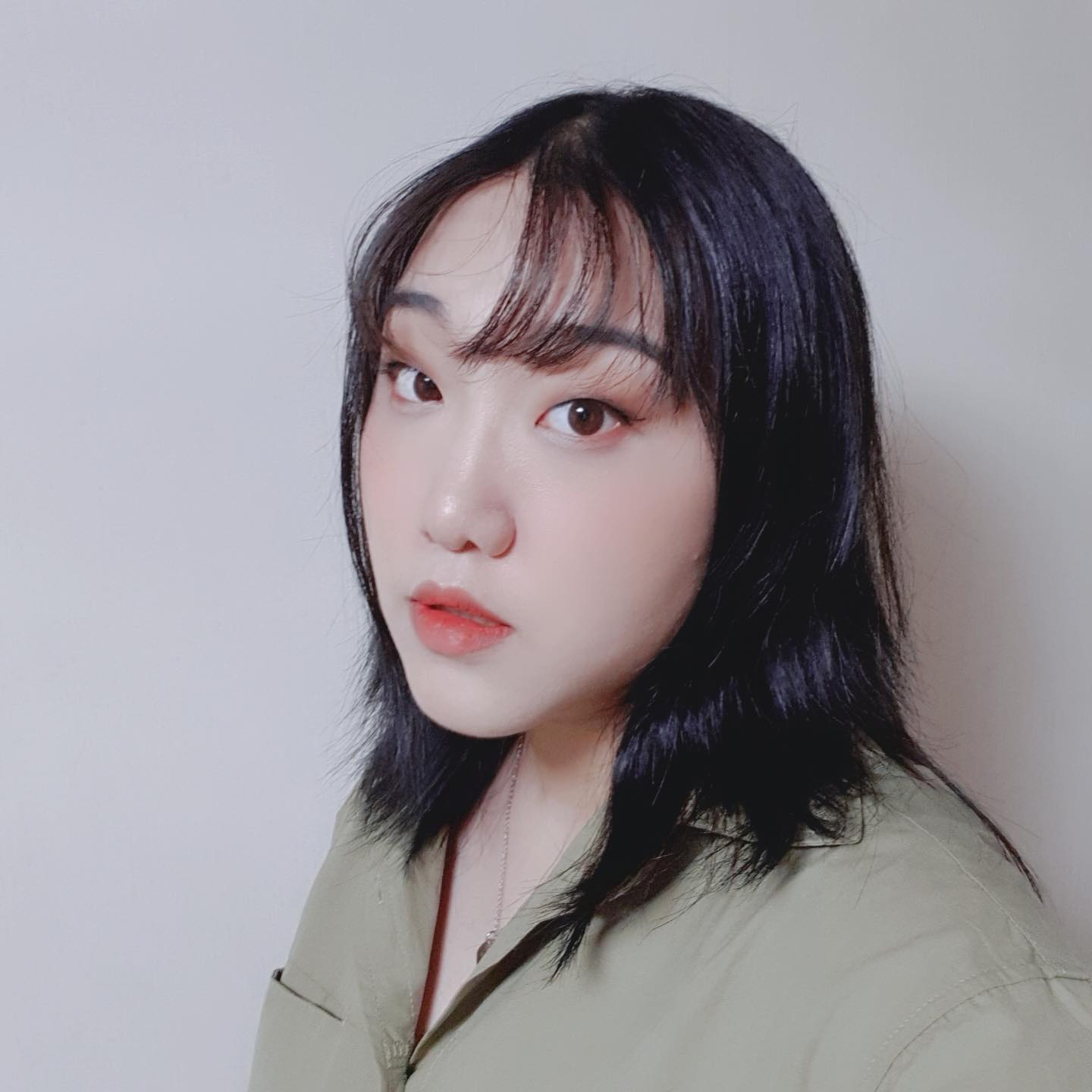 25+ Long Faces Hairstyles